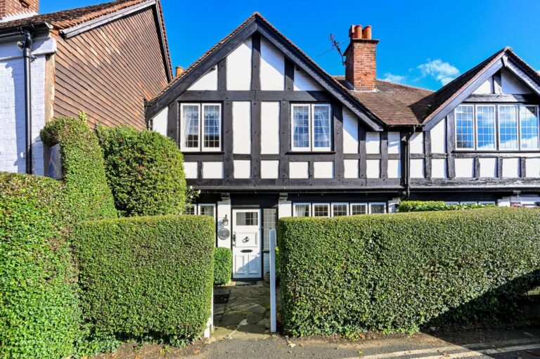 A foodie’s property paradise hits the market: Edwardian Bray cottage ...